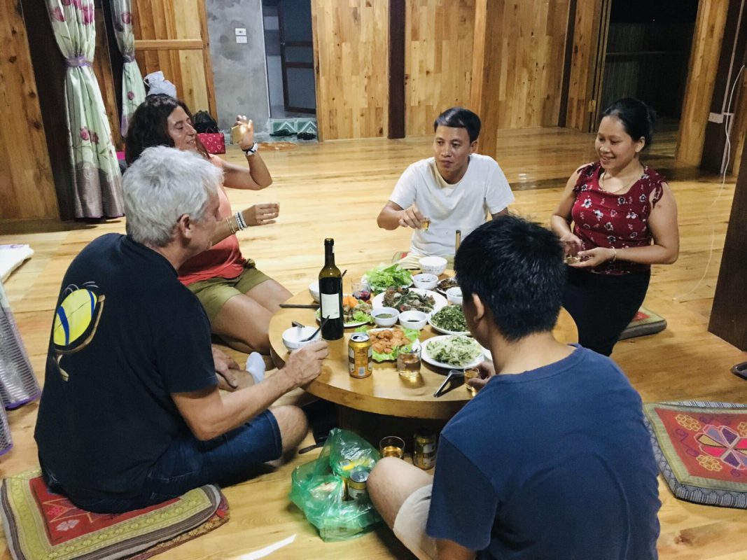 A treasure of Vietnamese proverbs and idioms - Travel agency in Vietnam